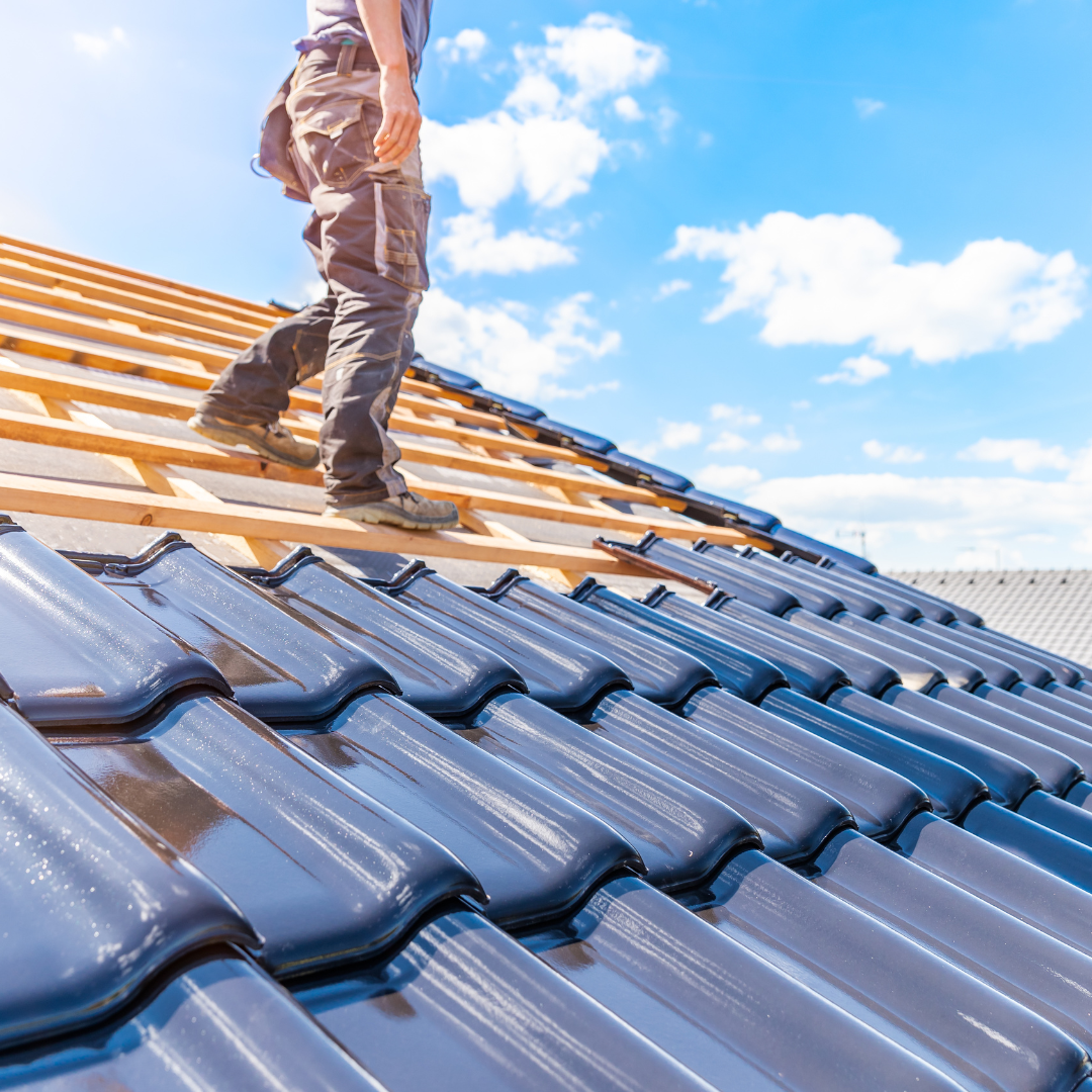 Roof Maintenance - El Contractor